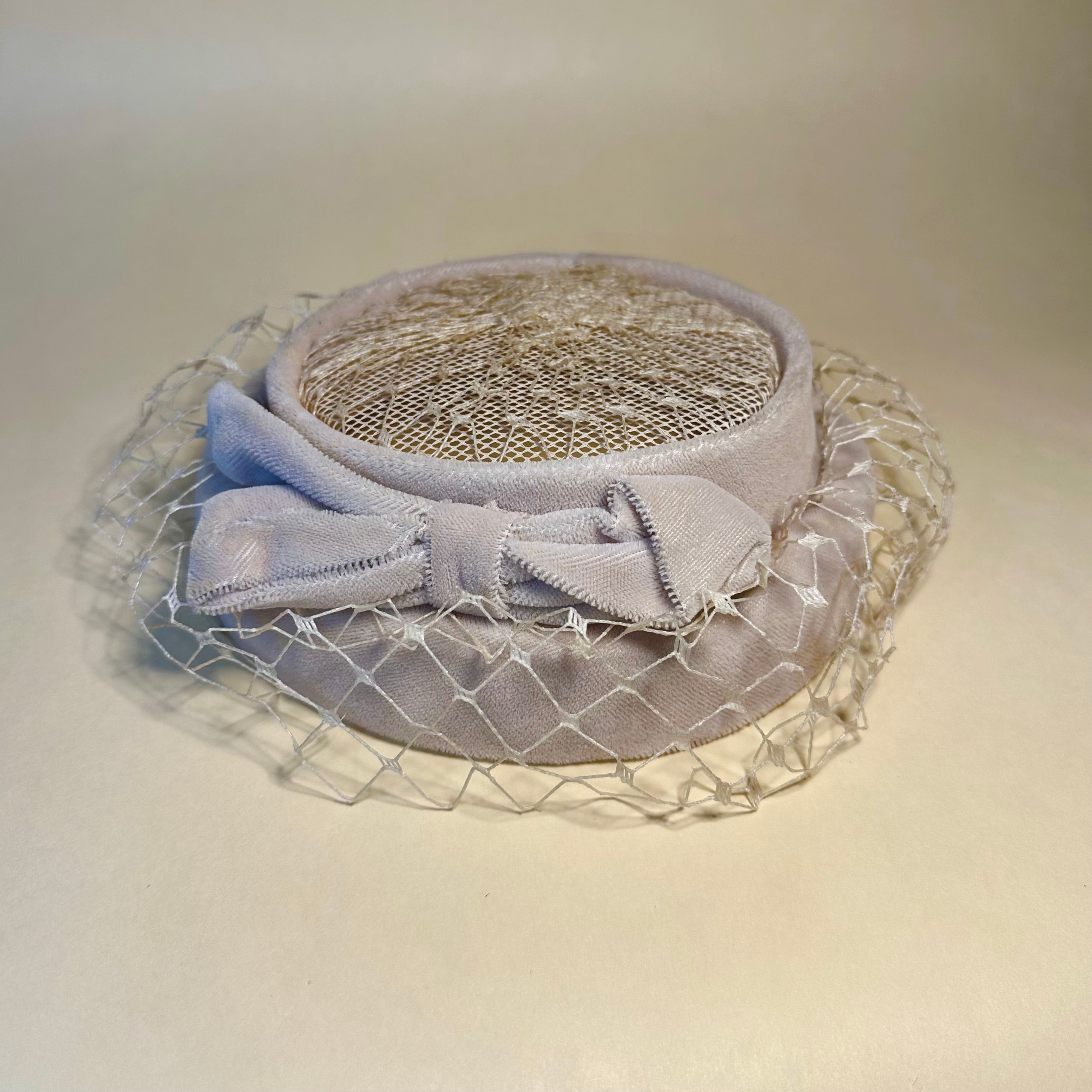 1950s Violet Bird Cage Velvet Spring Hat with Net – Georgia General